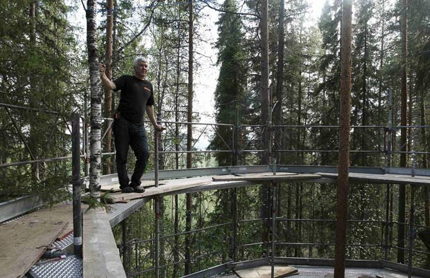 A Unique Tree Hotel in Sweden | Amusing Planet